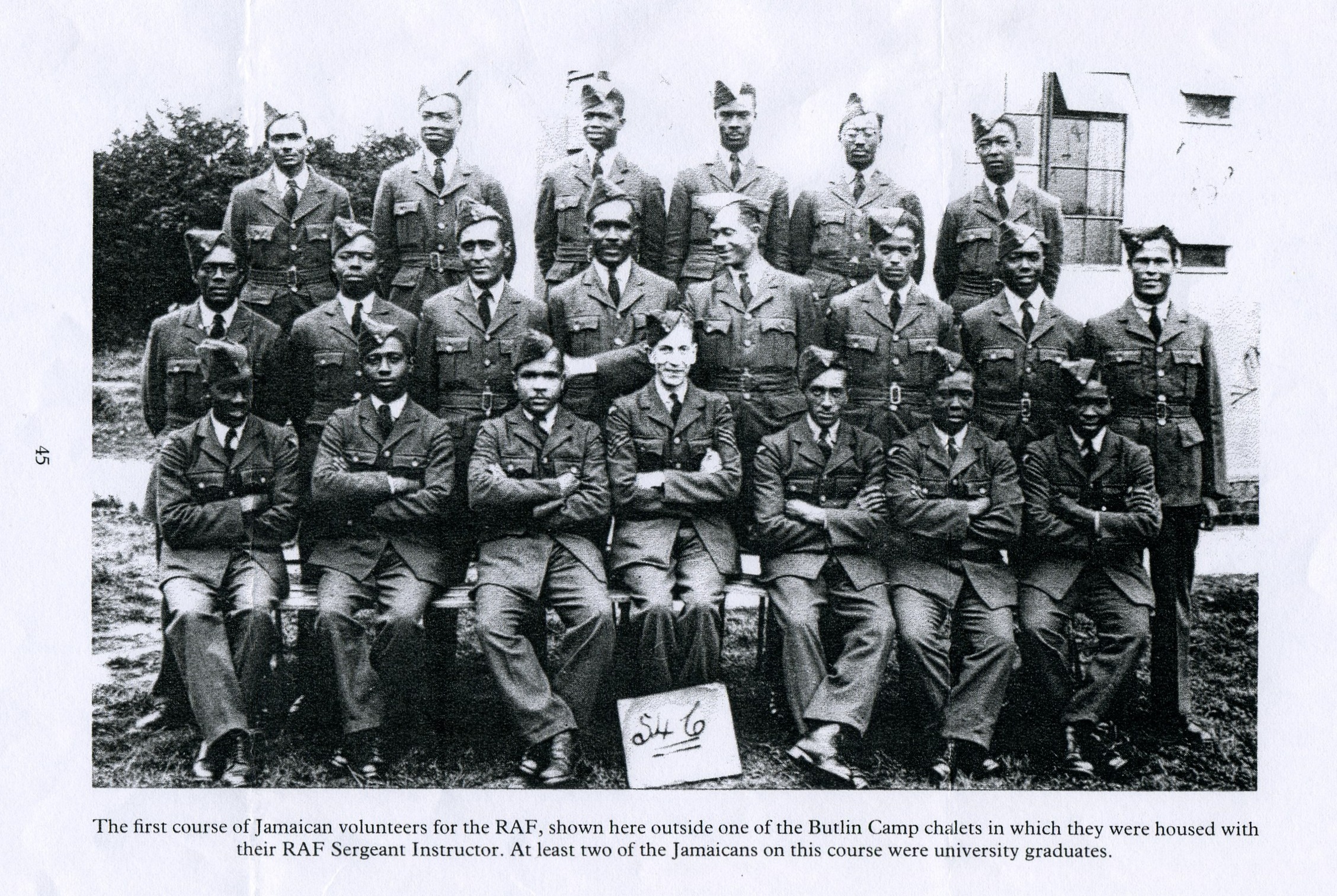 Picture of Filey RAF men from Ces Mowthorpe book | Historycal Roots